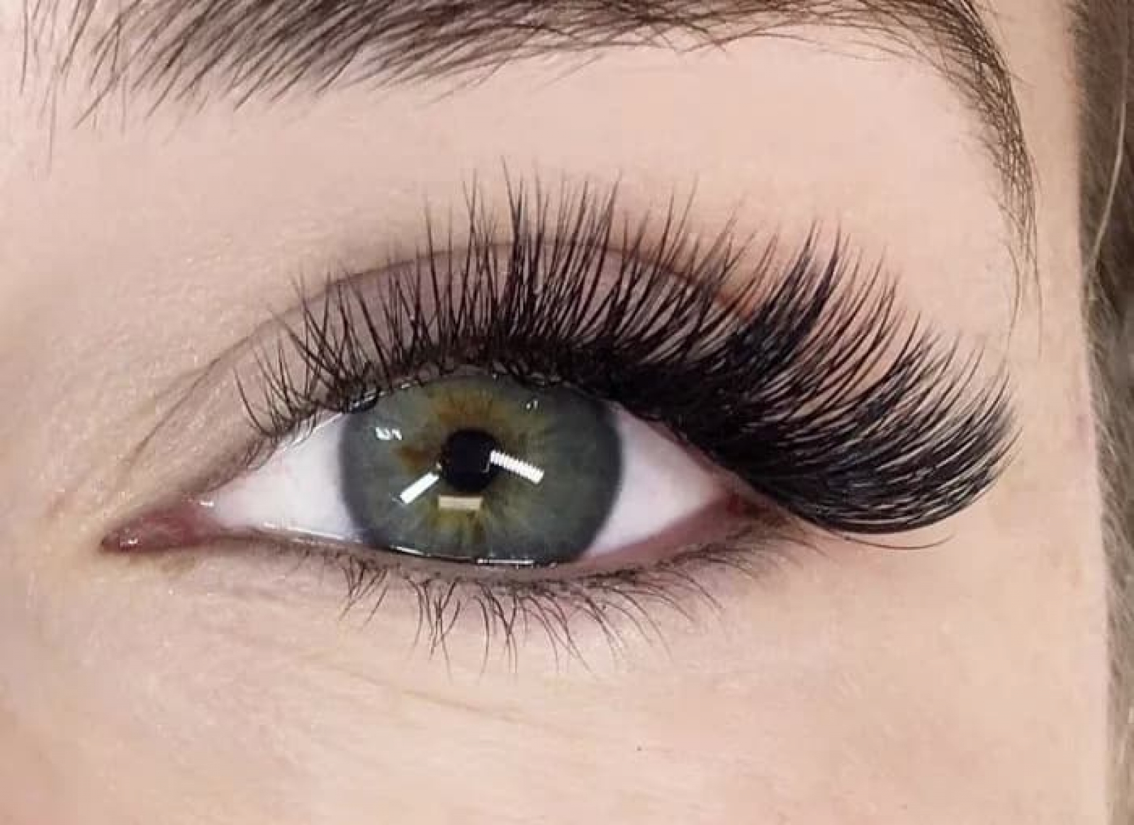 Địa chỉ salon nối mi volume cong đẹp tự nhiên an toàn giá rẻ tphcm